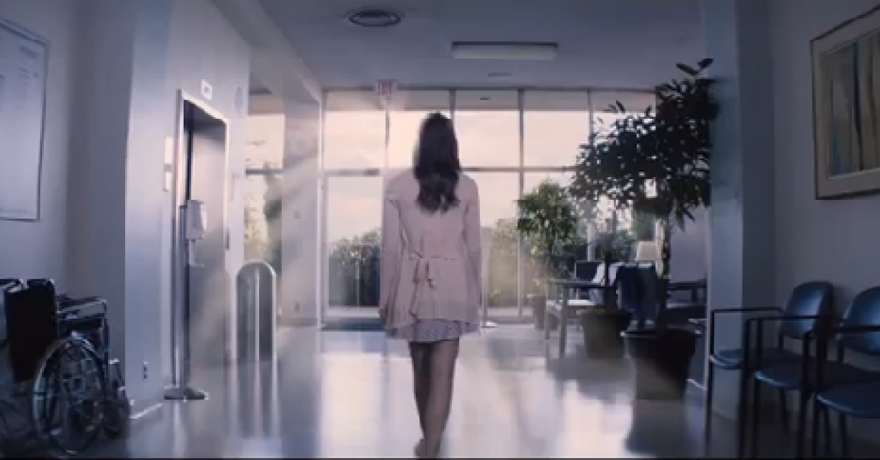 VIDEO - Chloe Moretz entre la vie et la mort dans If I Stay | Premiere.fr