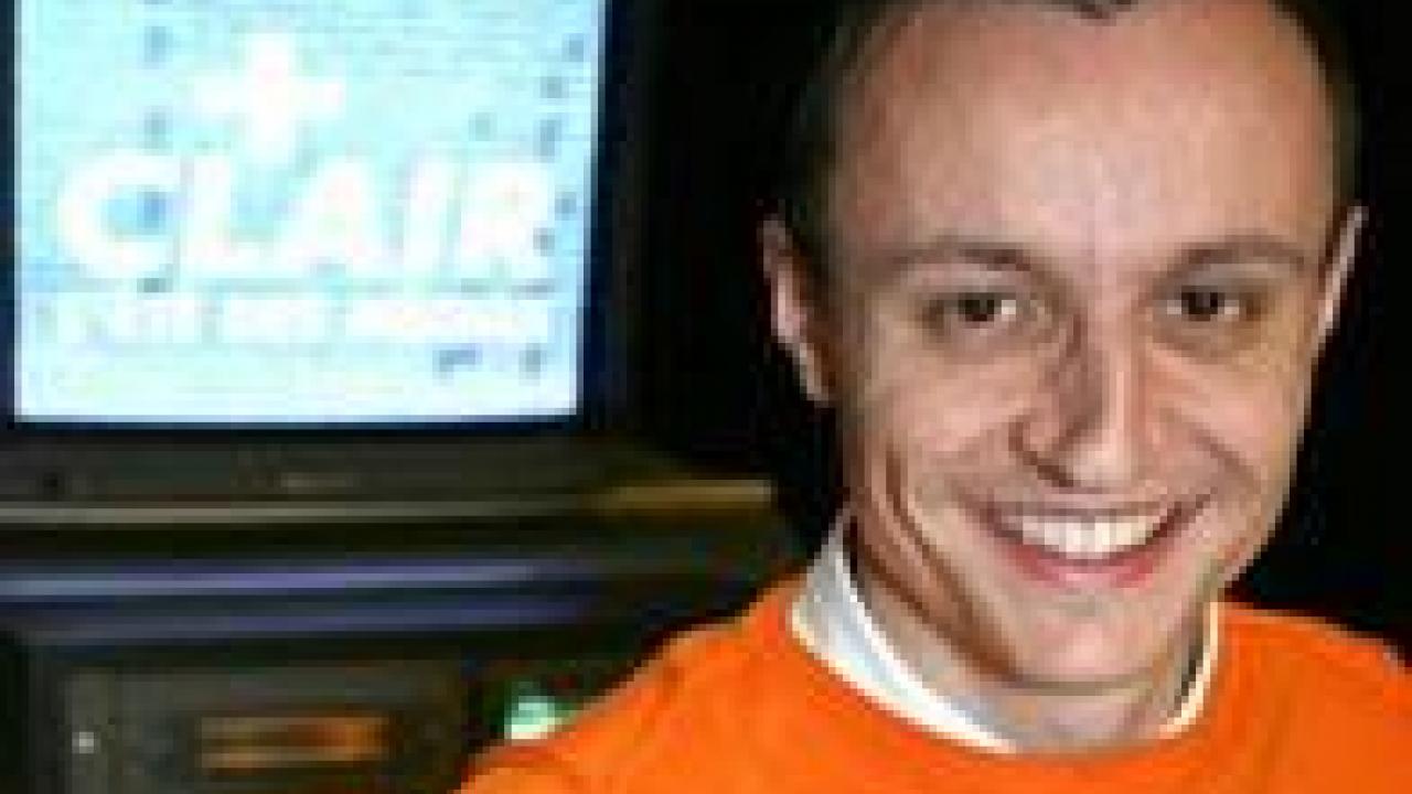 Eric Dussart va faire rire la Star Ac | Premiere.fr