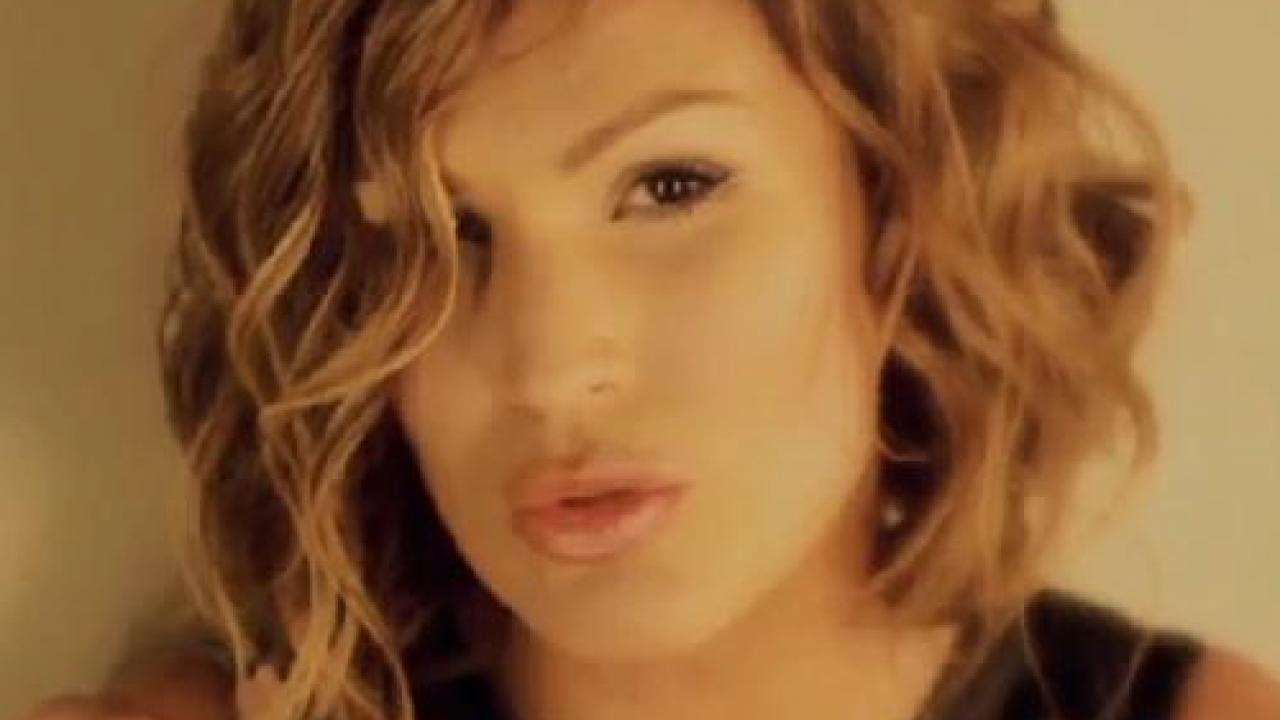 VIDEO - Vitaa : découvrez son dernier clip en lequel elle fonde tous ...