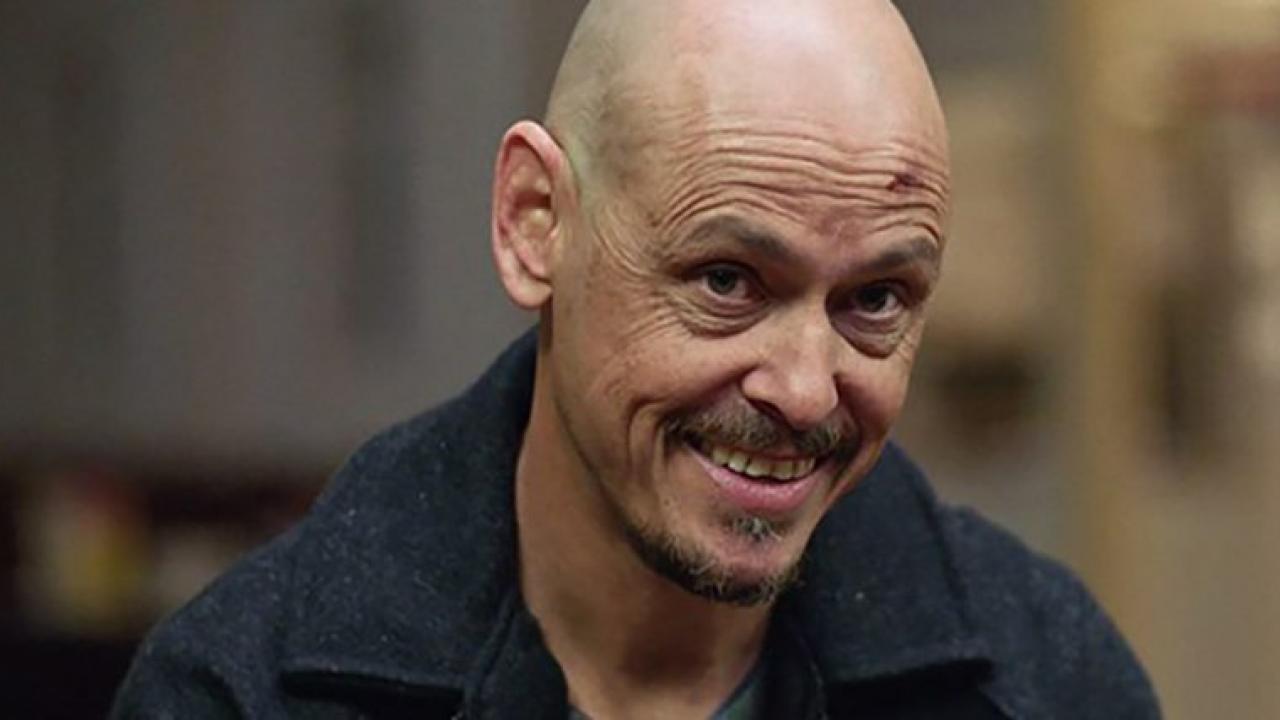 Mr Inbetween déjà renouvelée pour une saison 2 | Premiere.fr