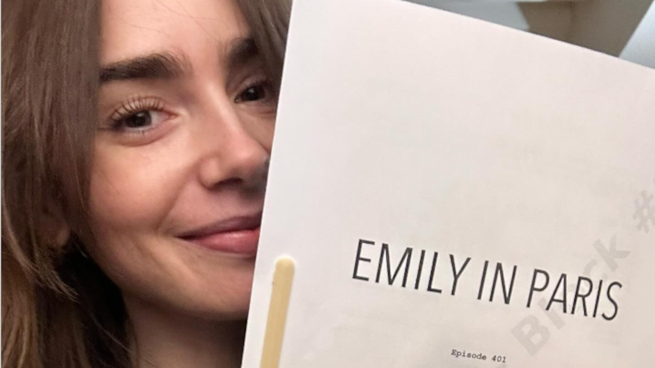 Lily Collins tease la saison 4 d'Emily in Paris | Premiere.fr