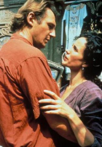 Ruby cairo (1992), un film de Graeme Clifford | Premiere.fr | news, sortie, critique, VO, VF ...