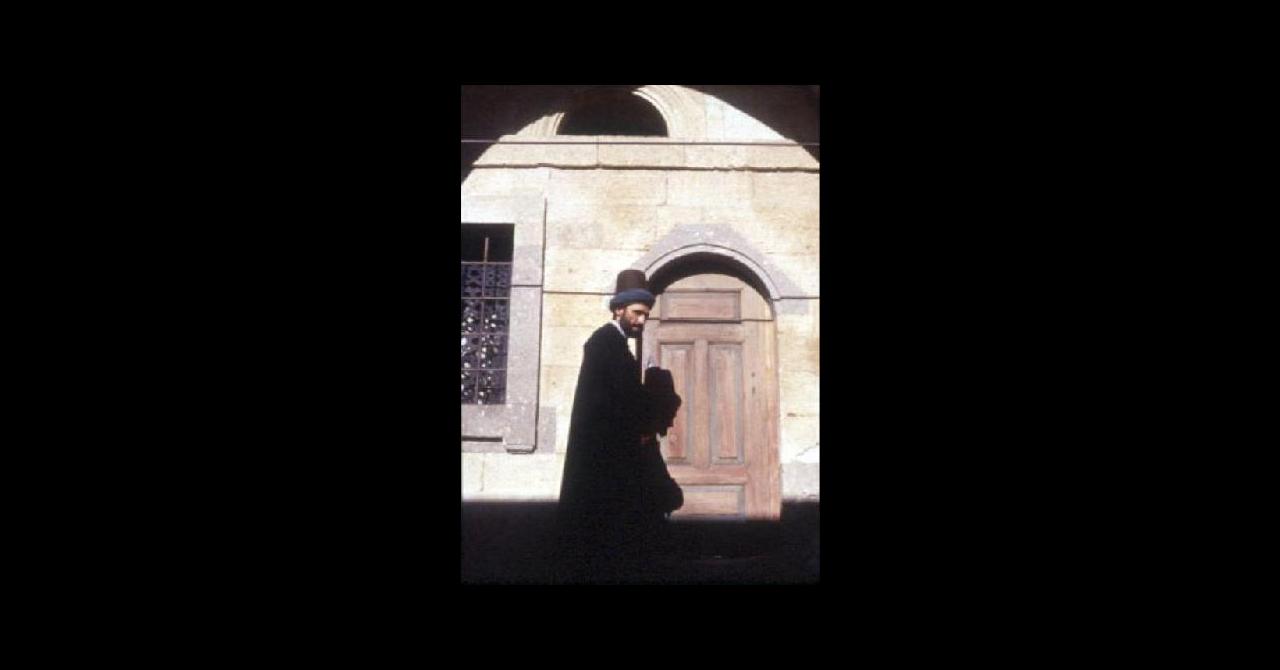 Dervis (2015), un film de Alberto RONDALLI | Premiere.fr | news, date ...